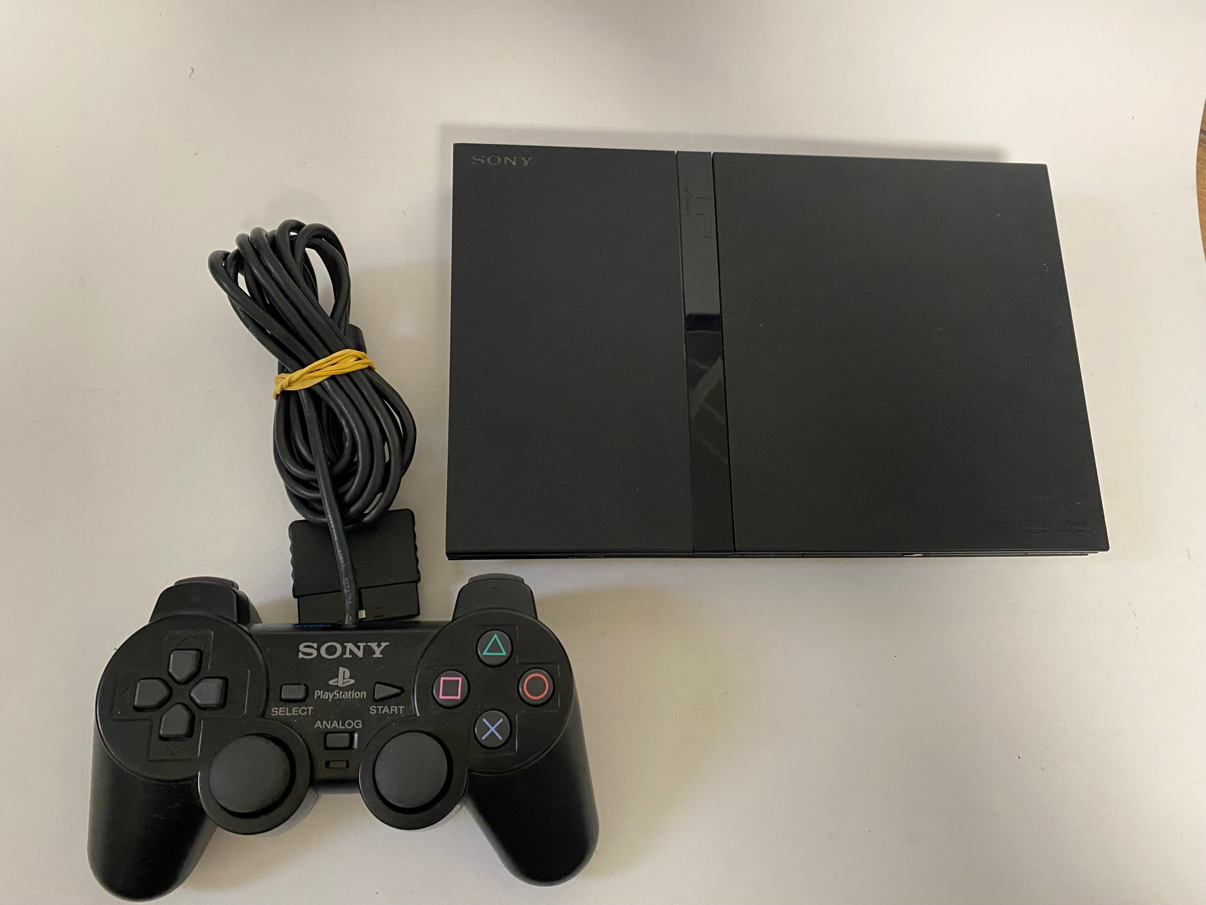 Playstation 2 Slim + 1 Orginele Sony Controller – Feniks Gameshop