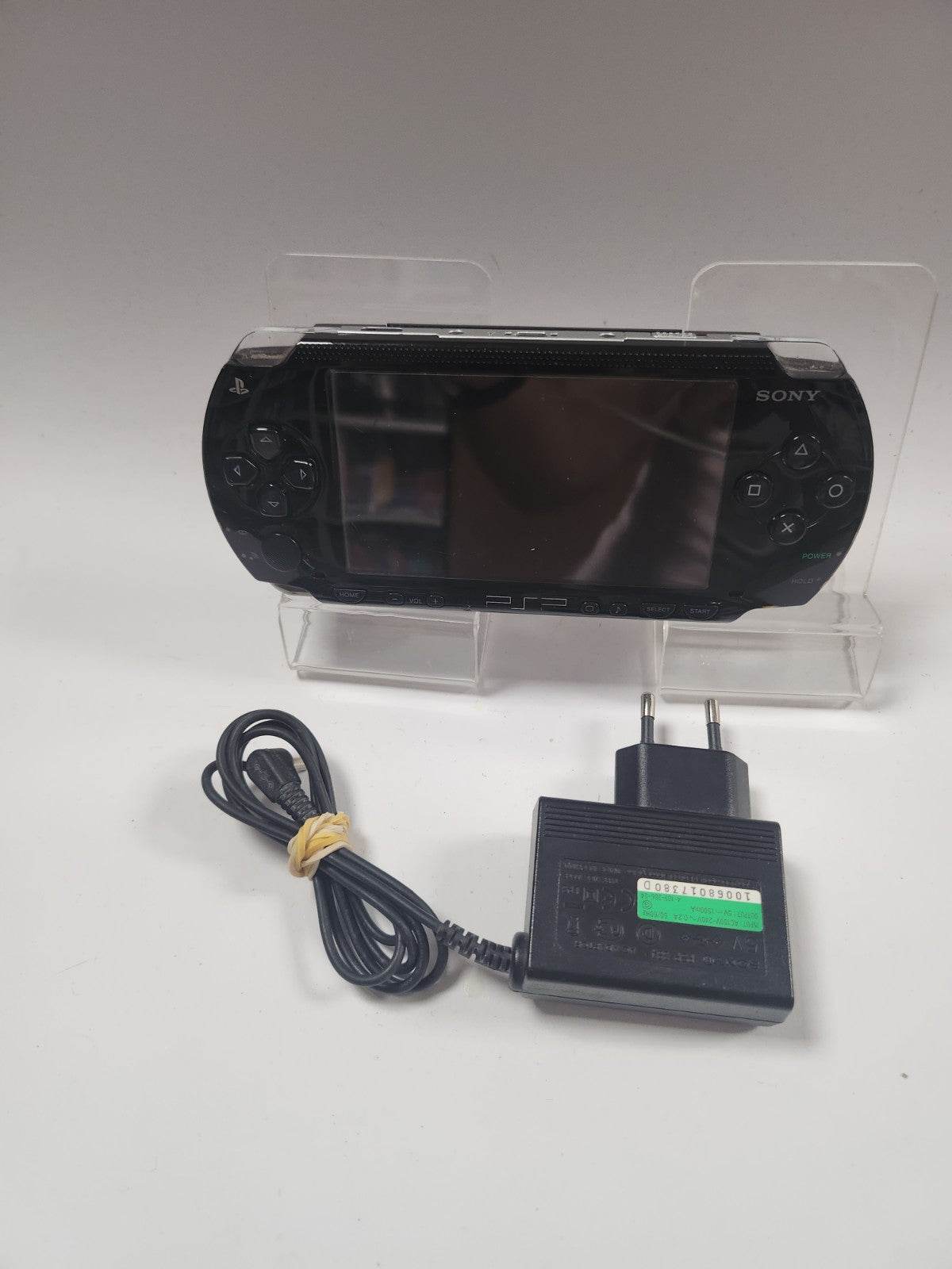Sony Playstation Portable 1004 inclusief lader – Feniks Gameshop